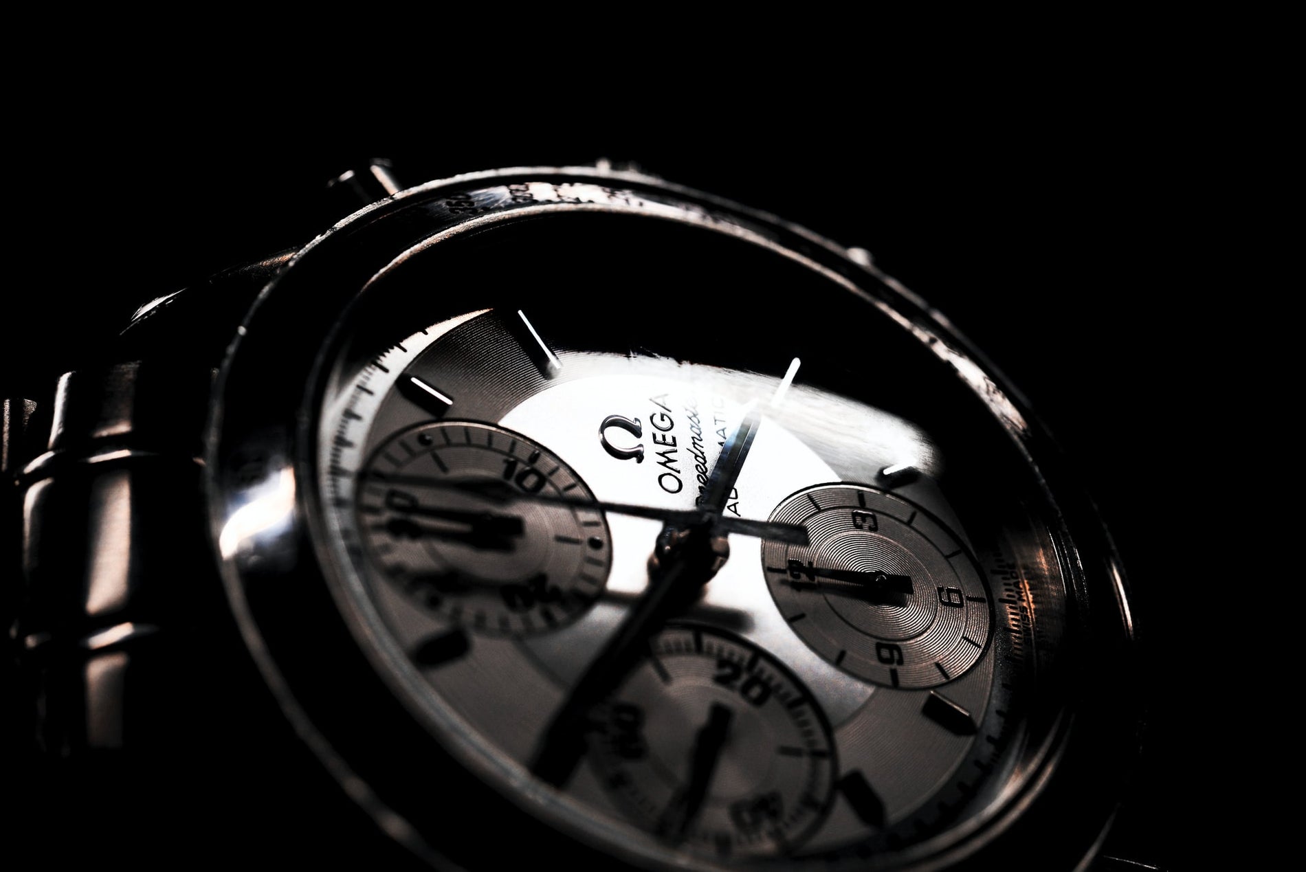 Omega Watches - Our Full Review of This Iconic Brand